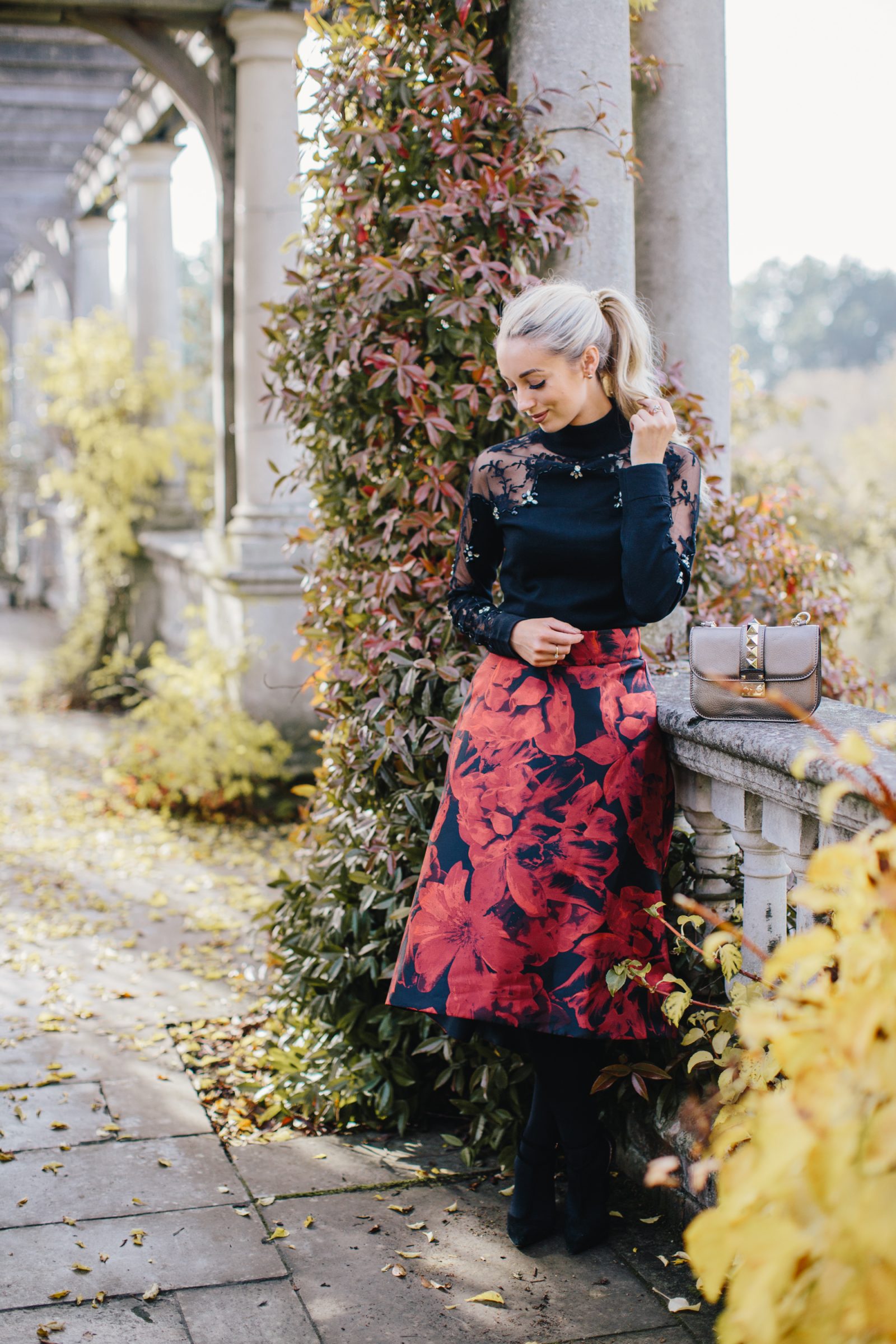 Five Festive Outfits You'll Want to Start Wearing Now! - Fashion Mumblr