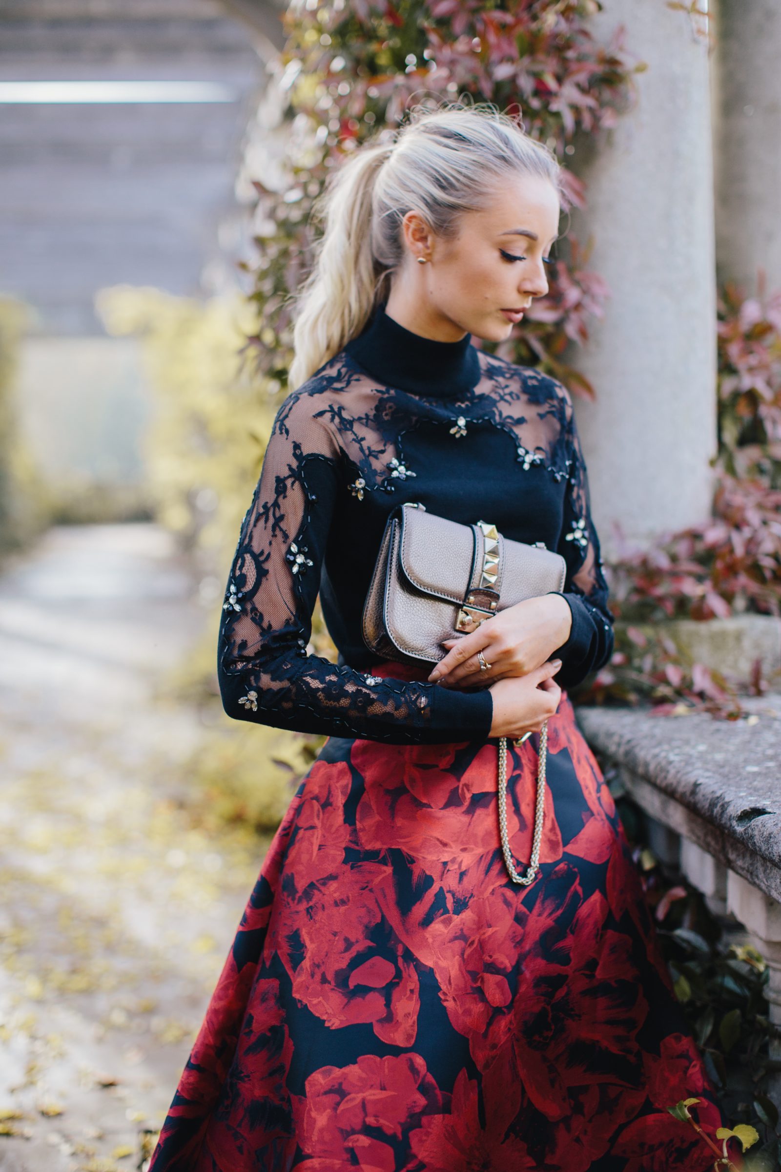 Five Festive Outfits You'll Want to Start Wearing Now! - Fashion Mumblr