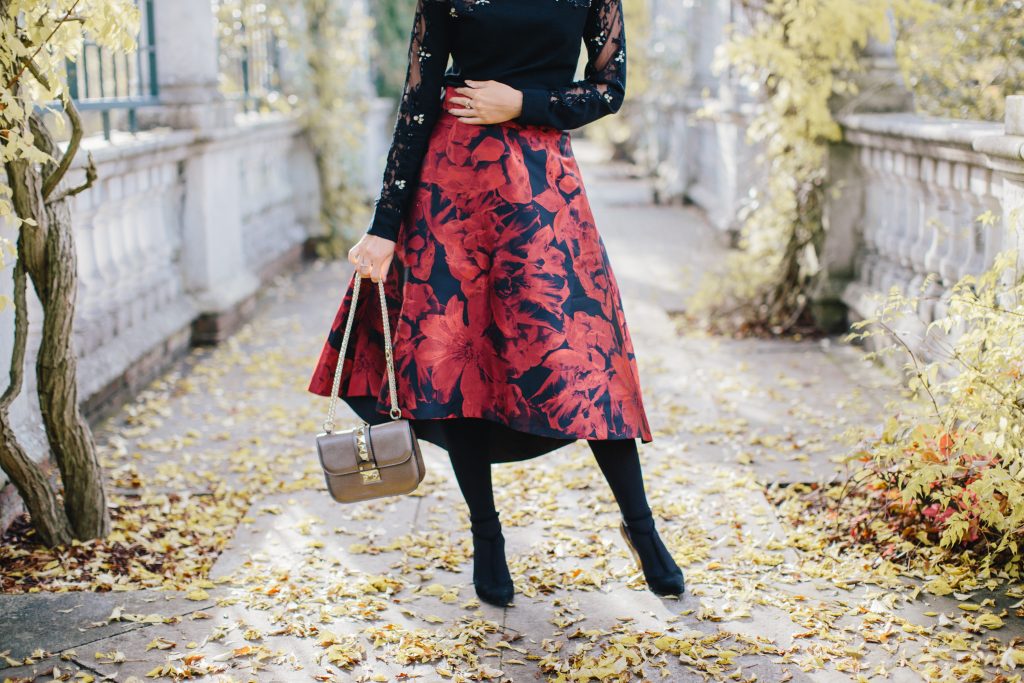 Five Festive Outfits You'll Want to Start Wearing Now! - Fashion Mumblr