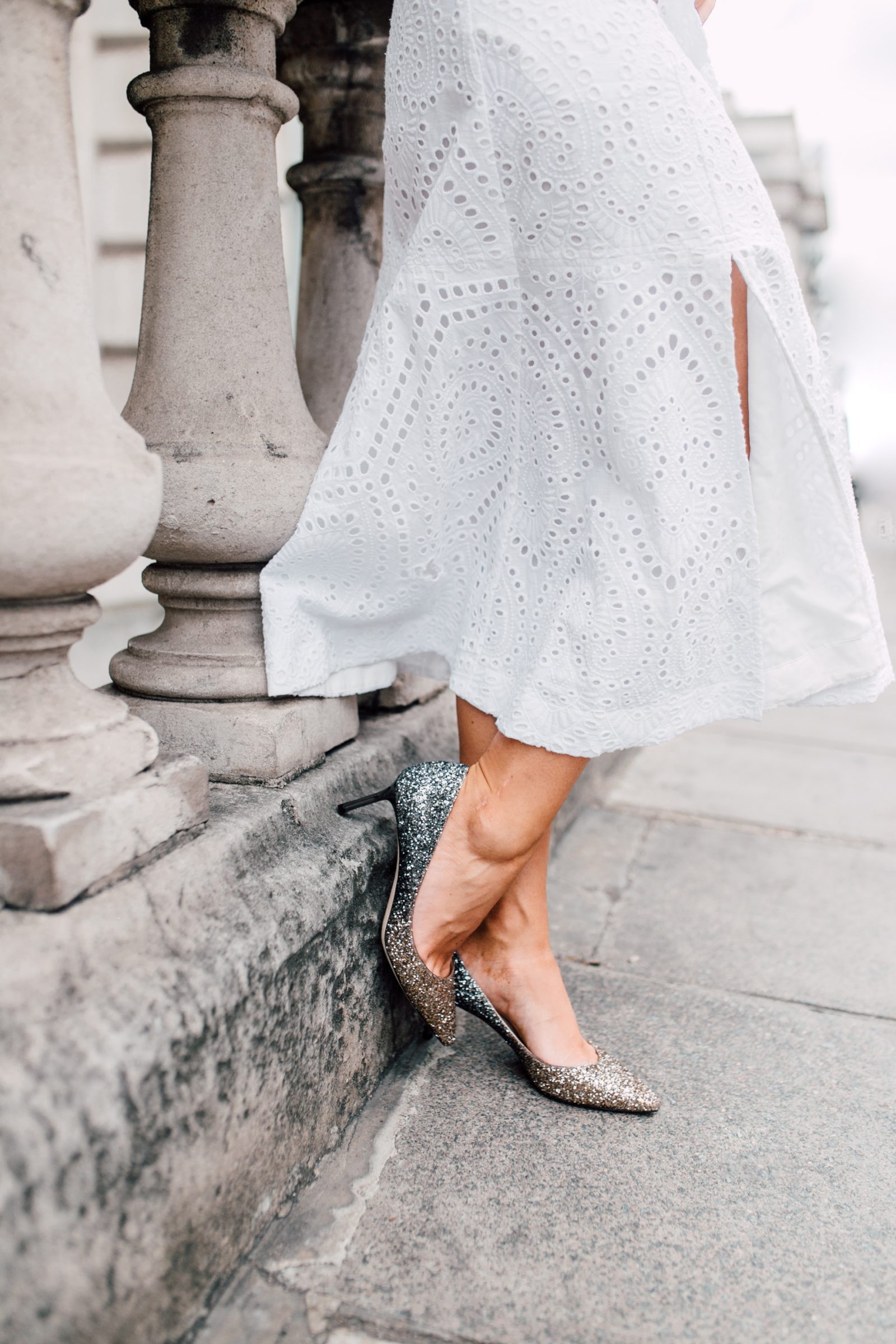 How To Wear White this Summer - Fashion Mumblr