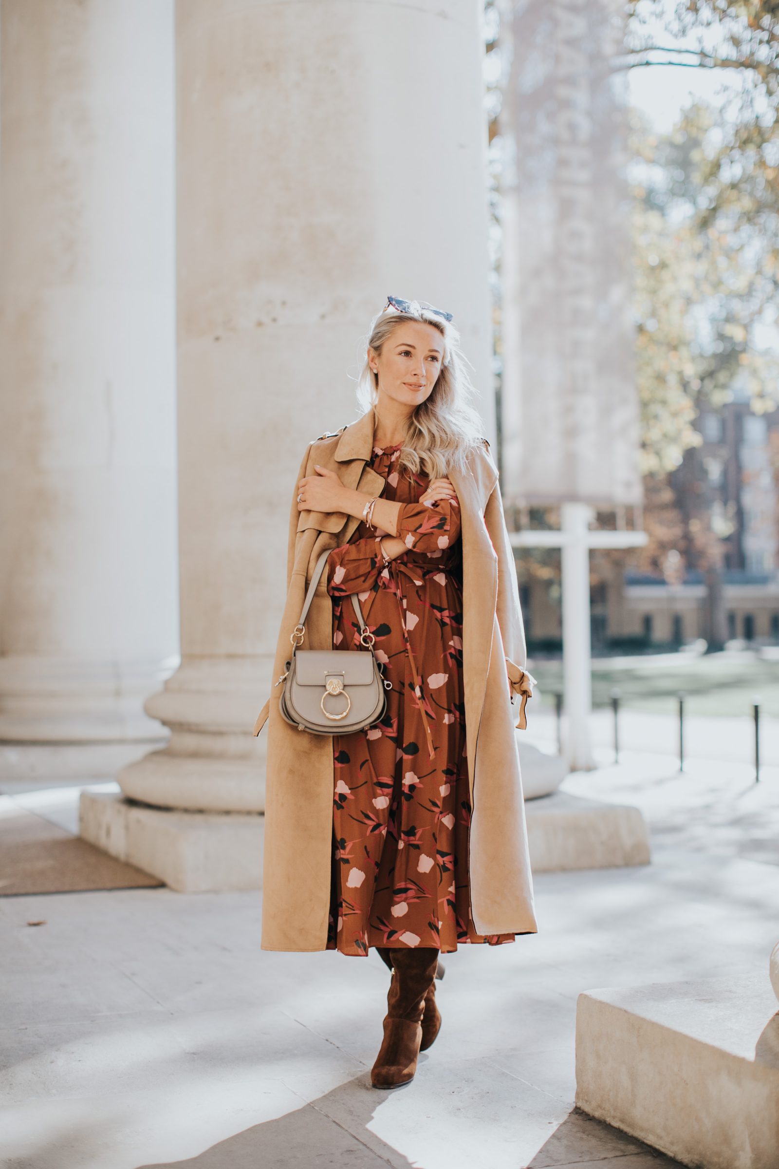 Styling Fall Florals - How To Wear Your Favourite Summer Trends this ...