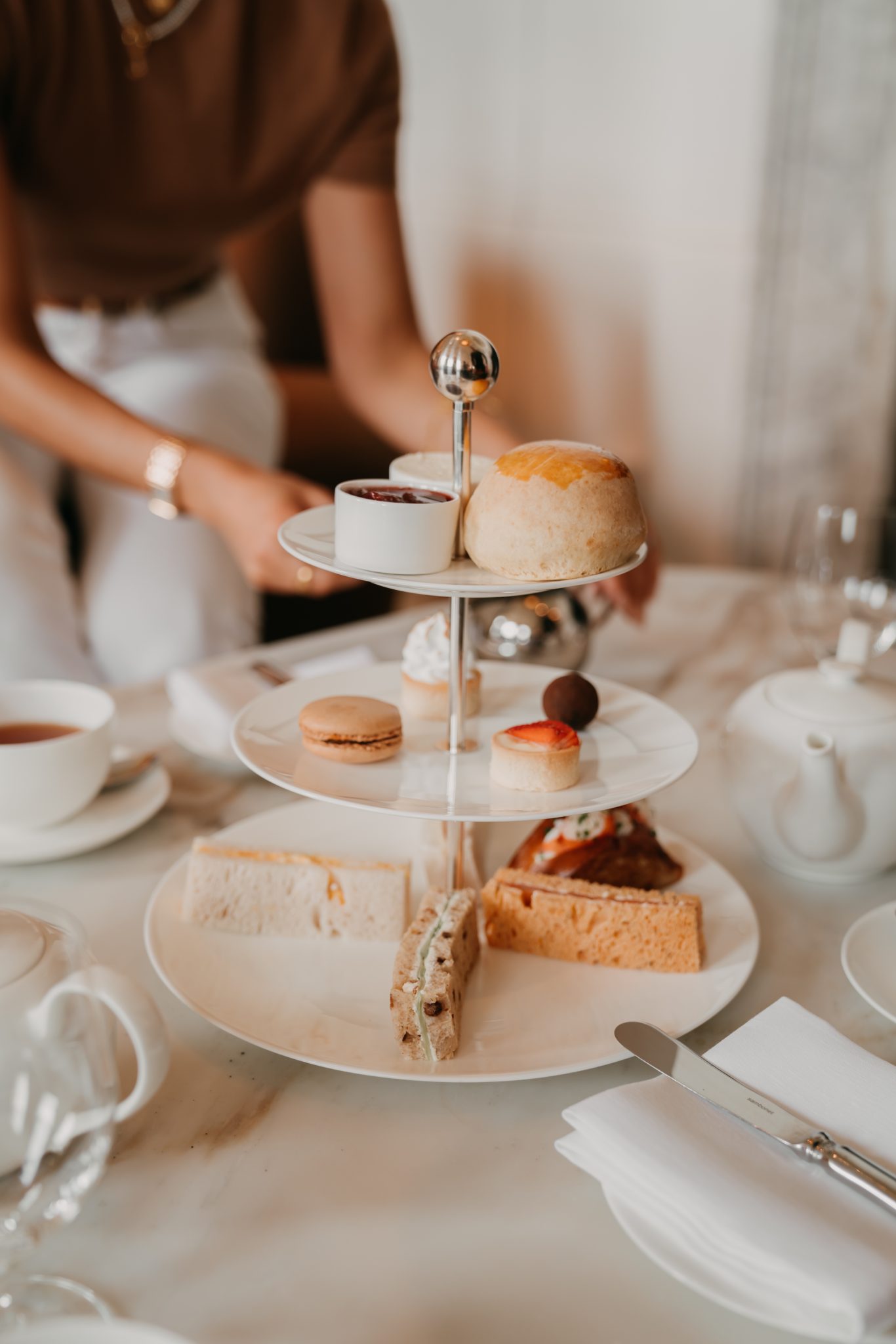 How To Spend an Afternoon at RH England - Restoration Hardware Aynho ...